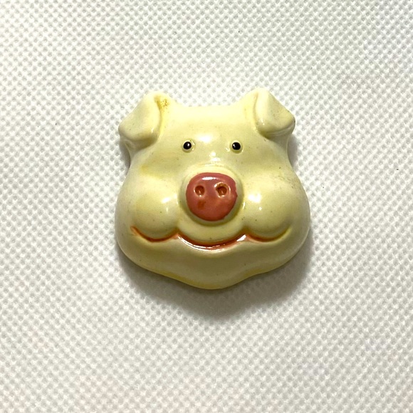 Kitchen | Vintage Pig Magnet | Poshmark